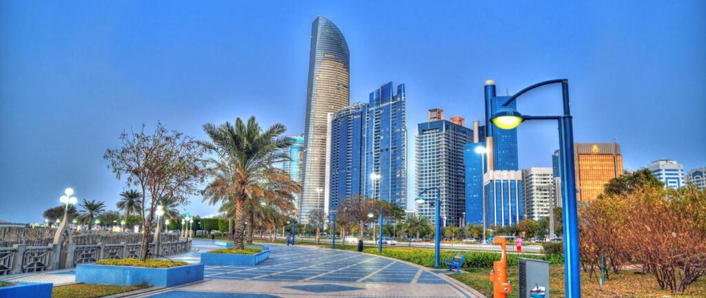 Top 10 Reasons to Visit Abu Dhabi During Your Holidays