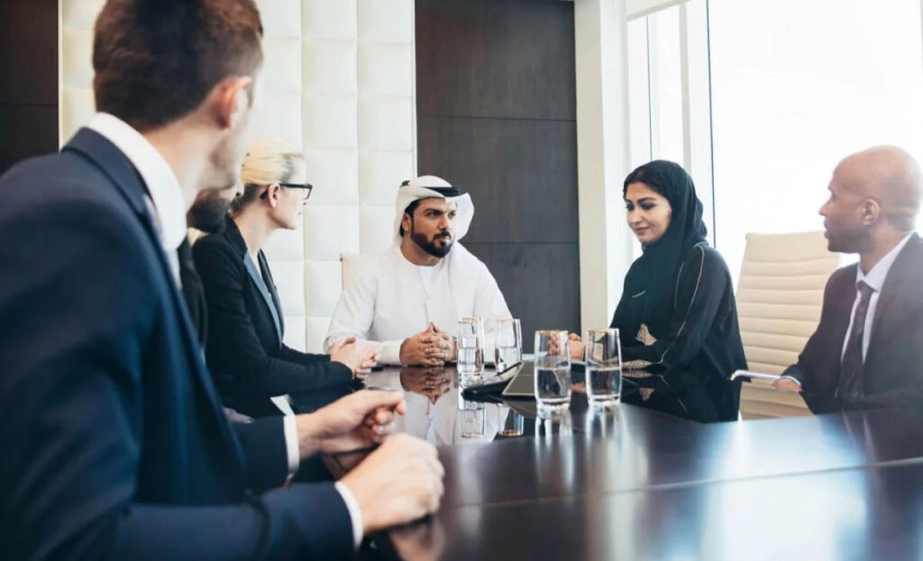 How to Get a Job in Dubai, Tips for Freshers and Experienced